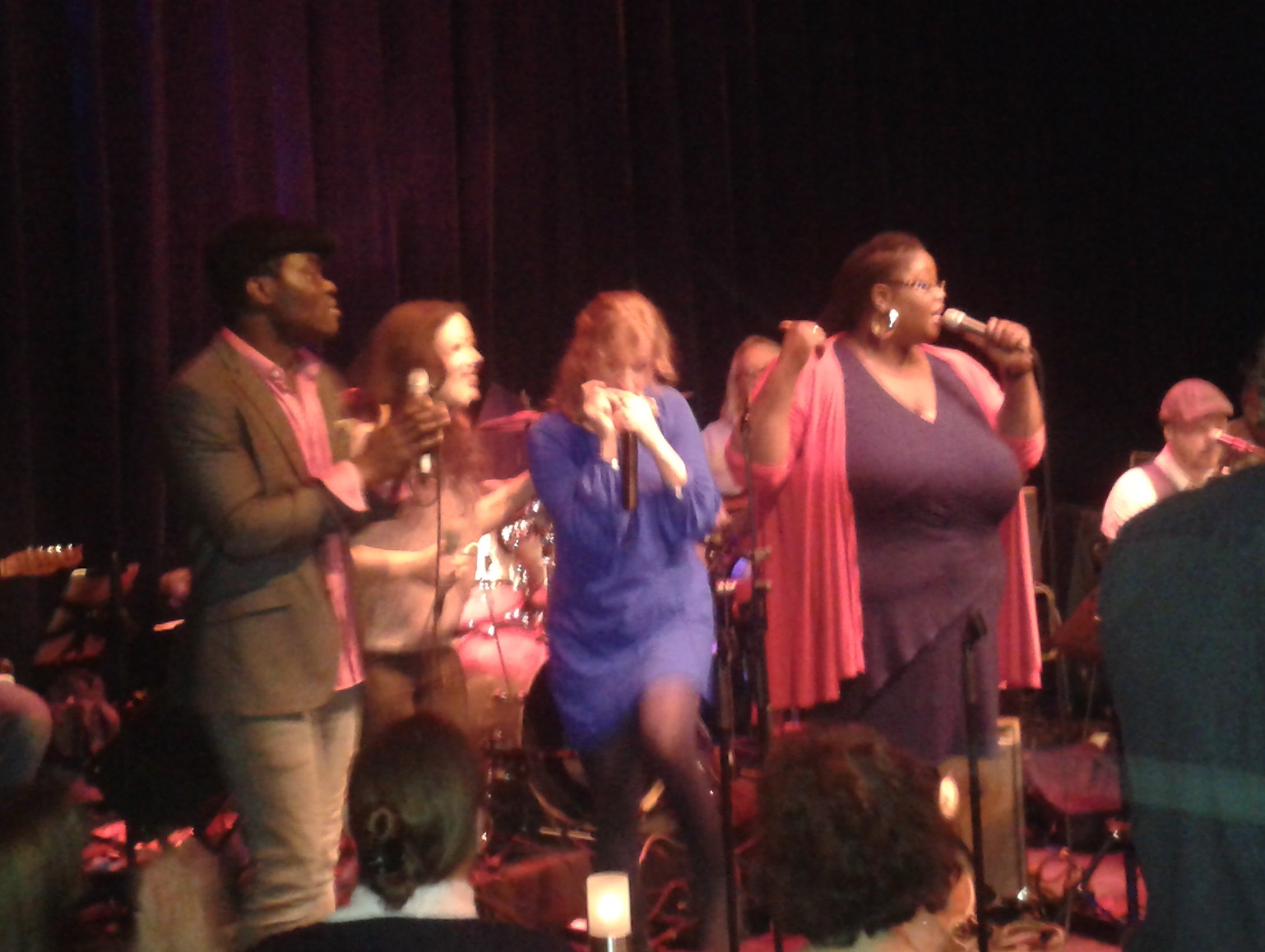 Great succes in club Dauphine with singer Shirma Rouse!
